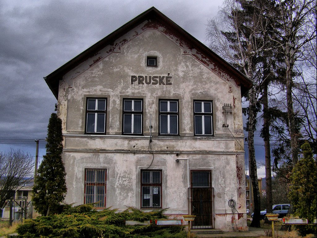 Železničná stanica Pruské | ŽELEZNIČNÁ STANICA