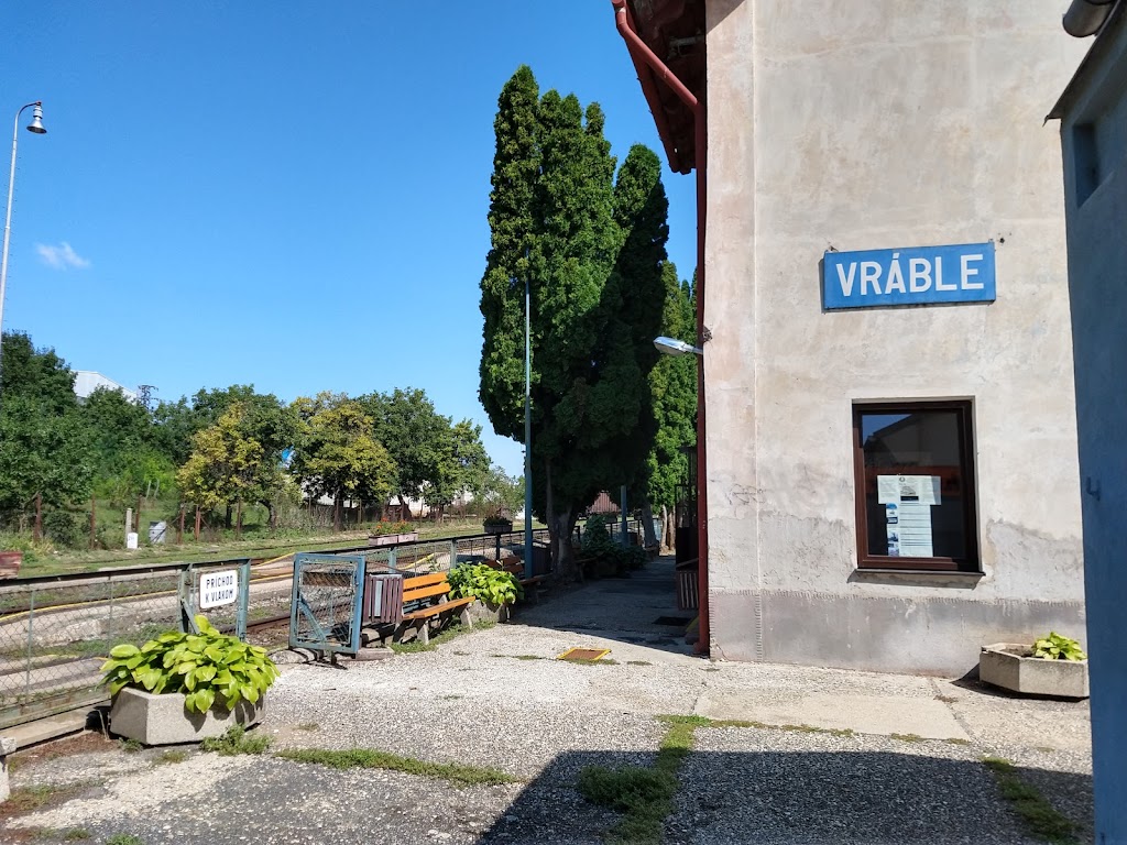 Železničná stanica Vráble | ŽELEZNIČNÁ STANICA